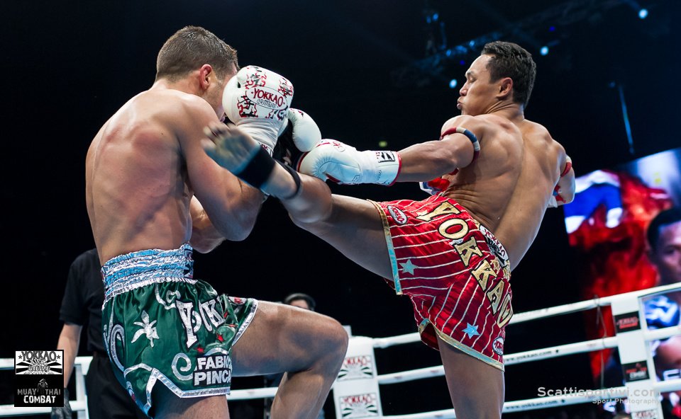 Saenchai leggenda della Thai Boxe - Fotografia Sportiva Scattisportivi